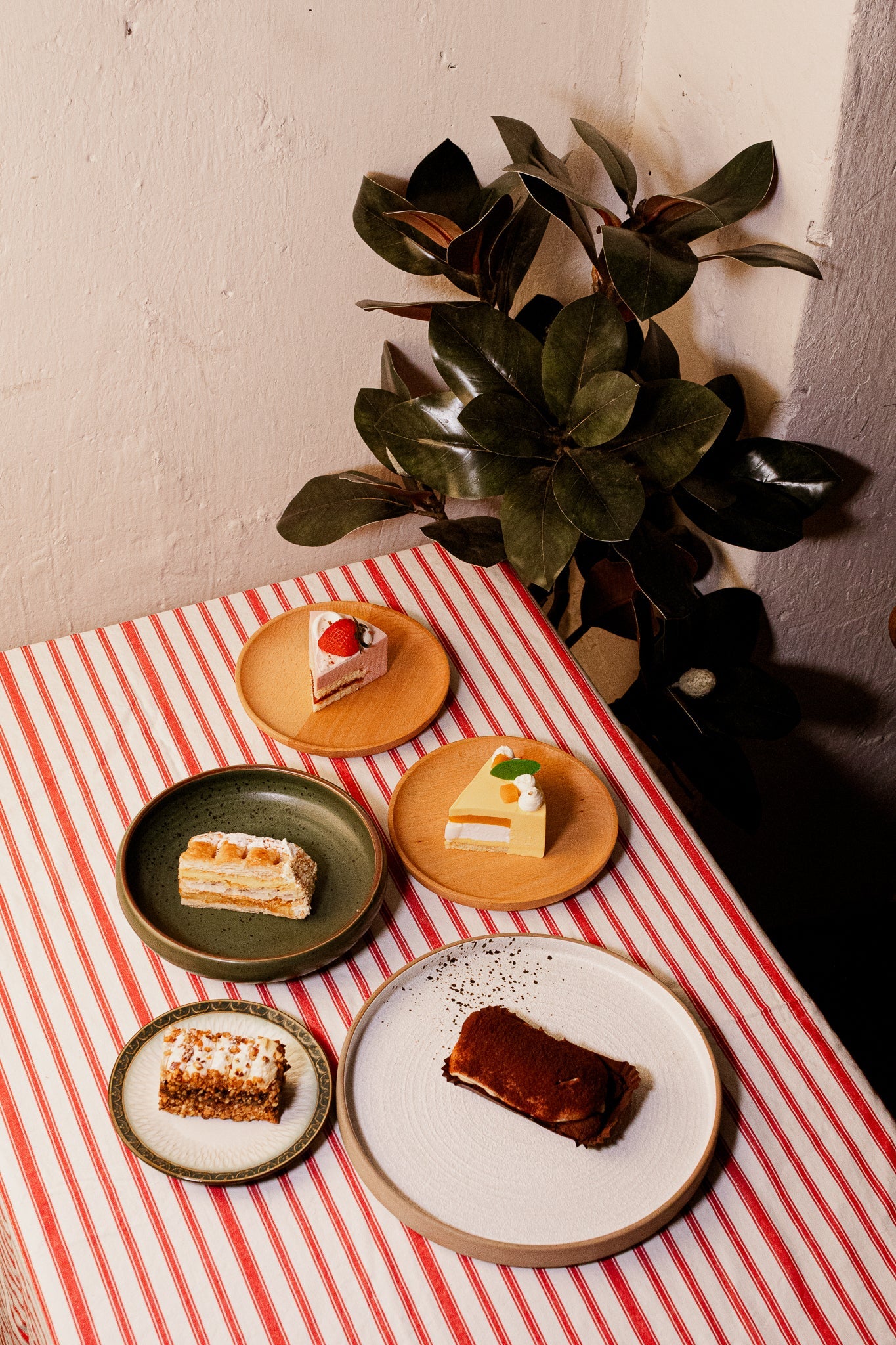 Petit (For 1 person) – Asok Thai Cake